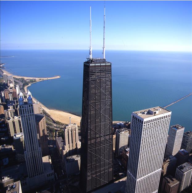 Hancock building looking north | ©Choose Chicago